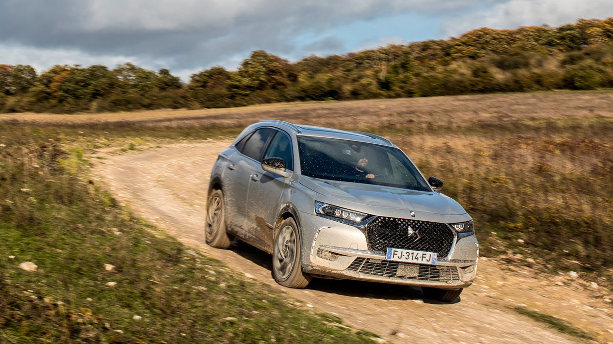 Prueba del DS 7 Crossback E-Tense 4X4: el primero con enchufe