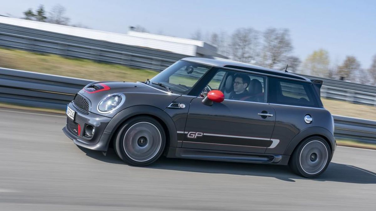 Mini JCW GP, sus generaciones: ¿con cuál te quedas?
