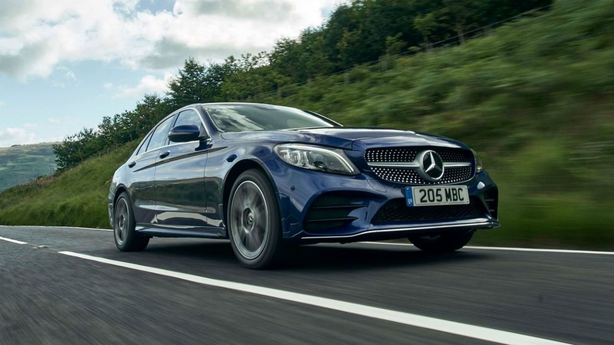 Mercedes Clase C 2021: las 5 claves del sedán premium del año