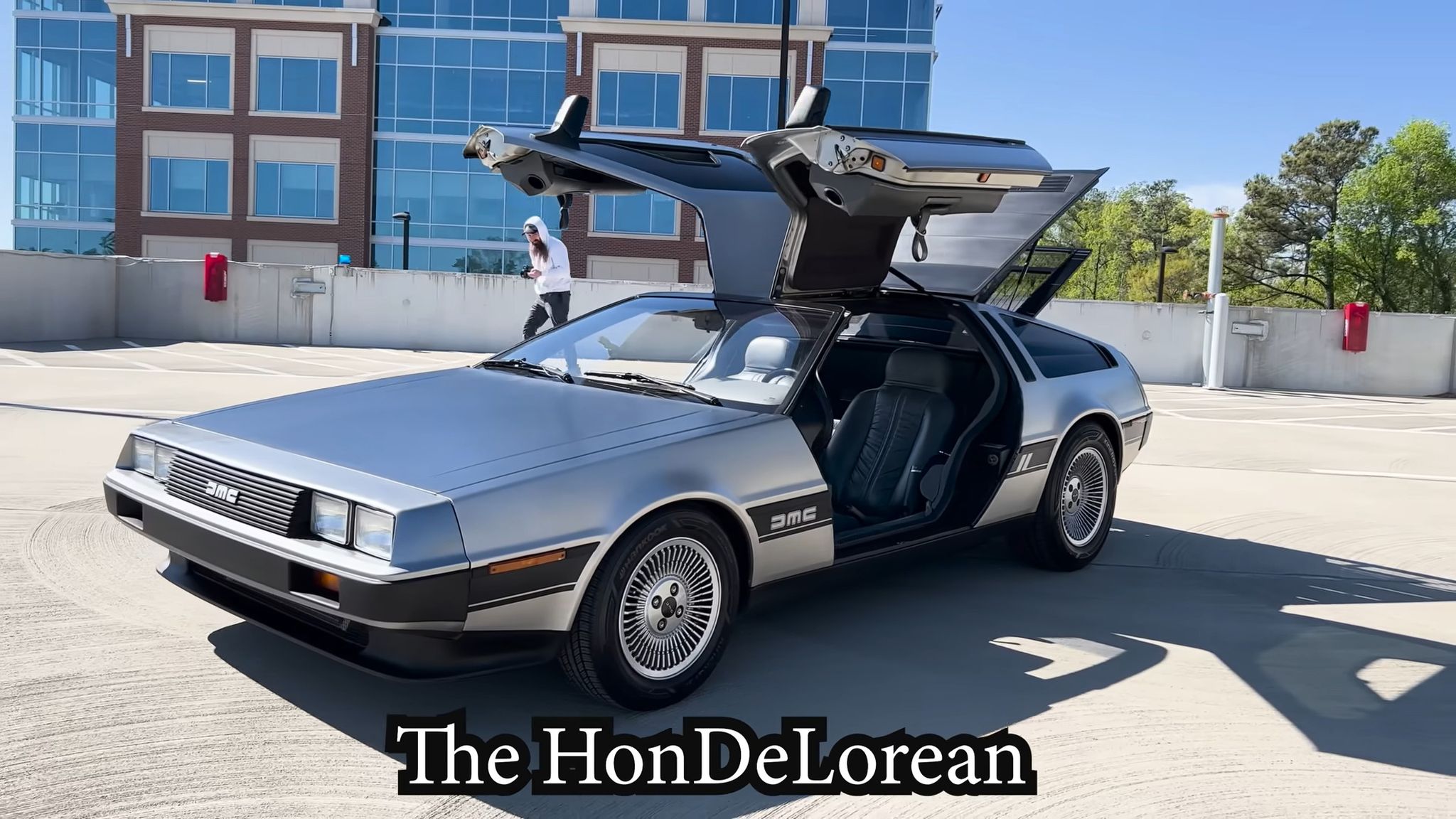 Alguien ha creado un DeLorean con un motor Honda de 450 CV