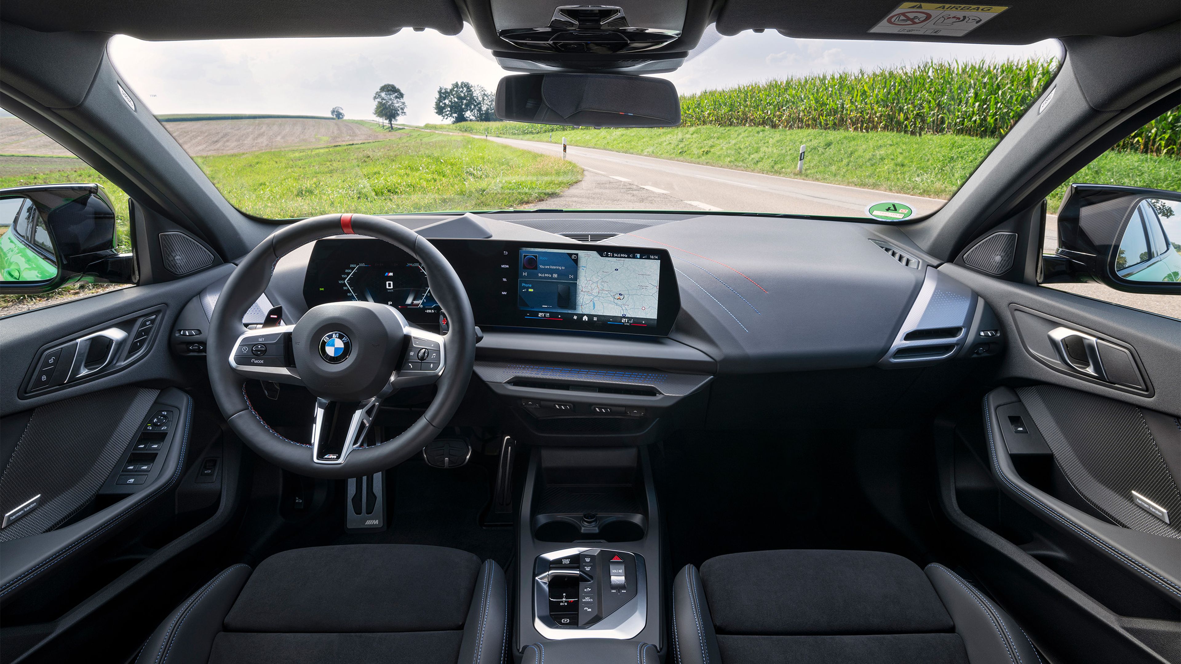 Prueba del BMW M135: el compacto deportivo de 300 CV no se rinde