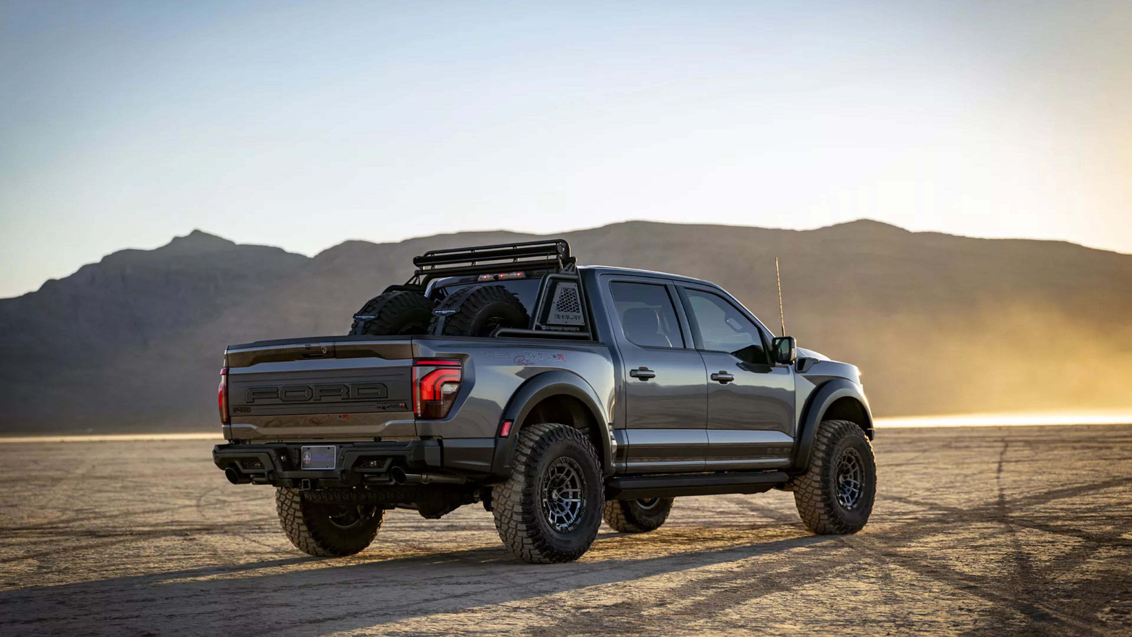 La Ford F-150 Baja Raptor de Shelby rompe los esquemas con una bestial ...